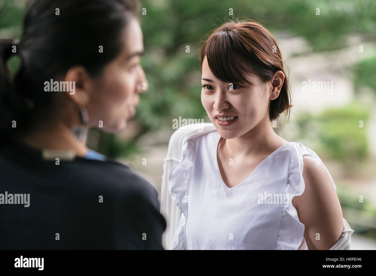 Young person learning japanese hi-res stock photography and images - Alamy