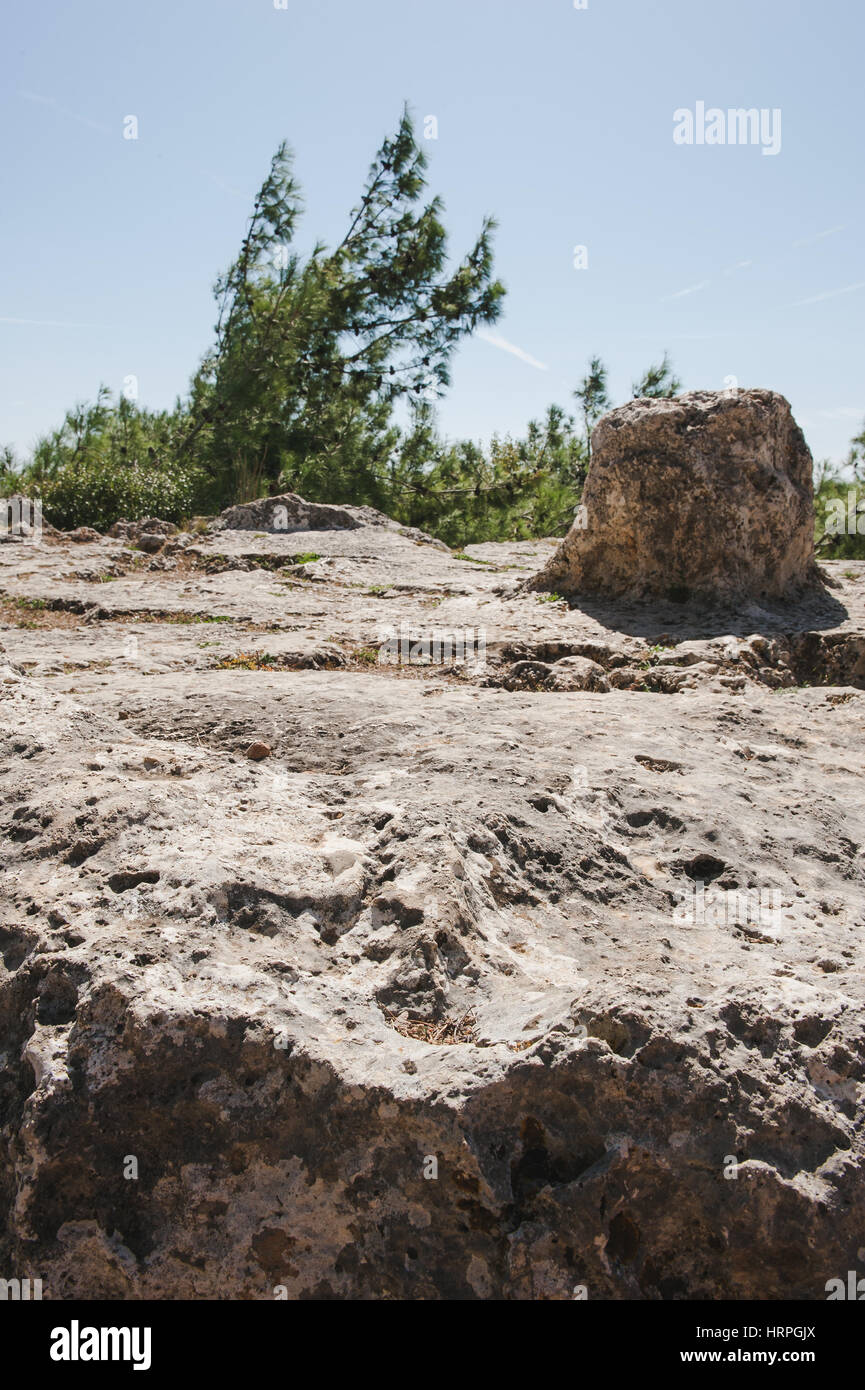 Homer's odyssey stone hi-res stock photography and images - Alamy