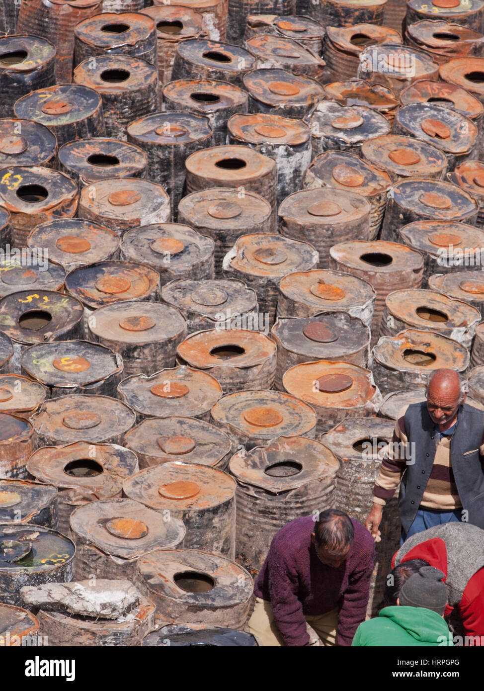 Tar barrel hi-res stock photography and images - Alamy