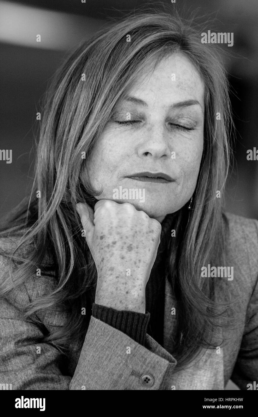 Isabelle huppert, violette nozière Black and White Stock Photos ...
