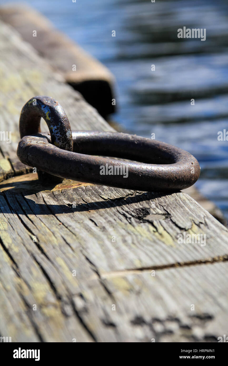 Dock ring hi-res stock photography and images - Alamy