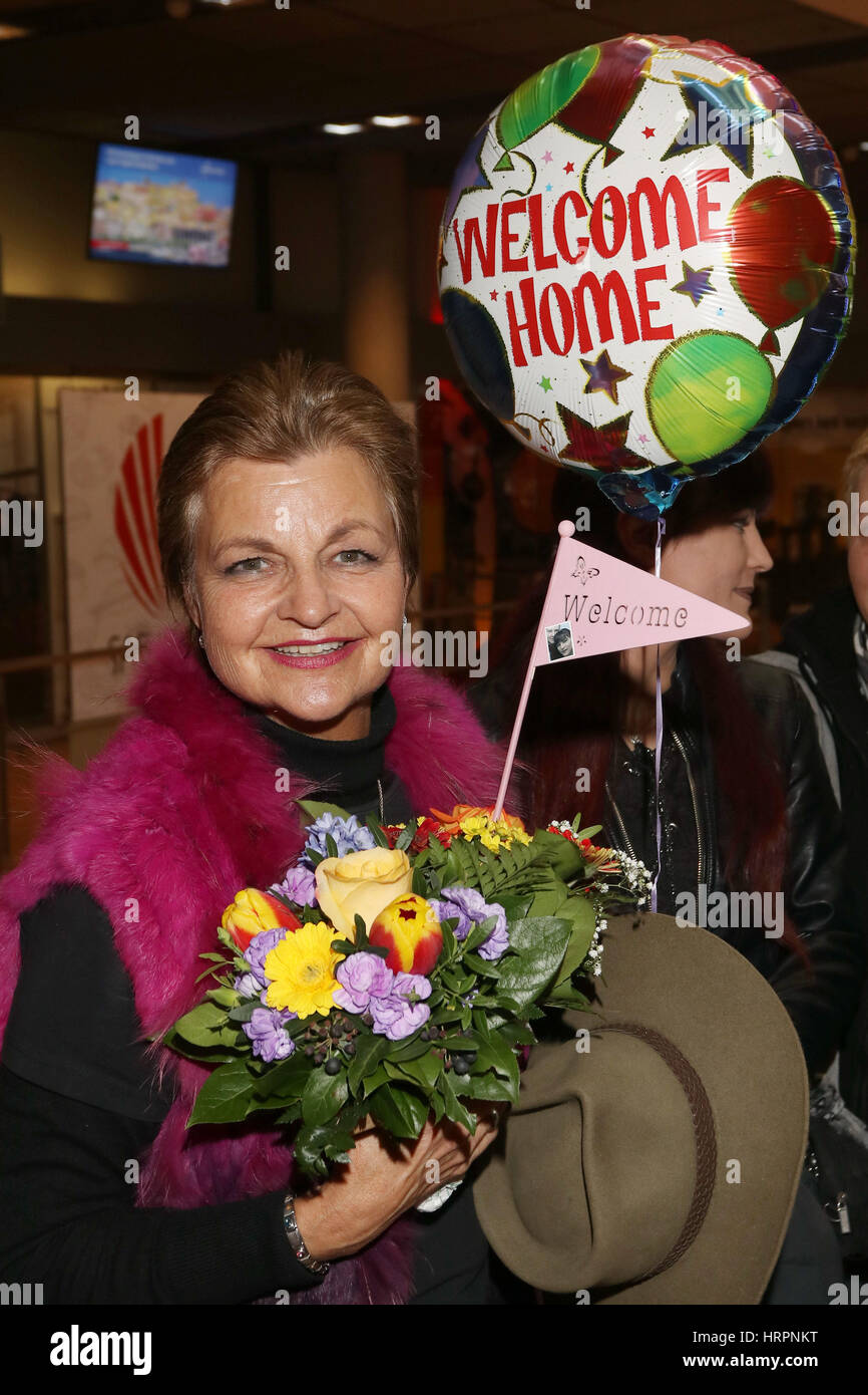 Dschungelcamp contestant Frl. Menke arriving at Hamburg airport ...