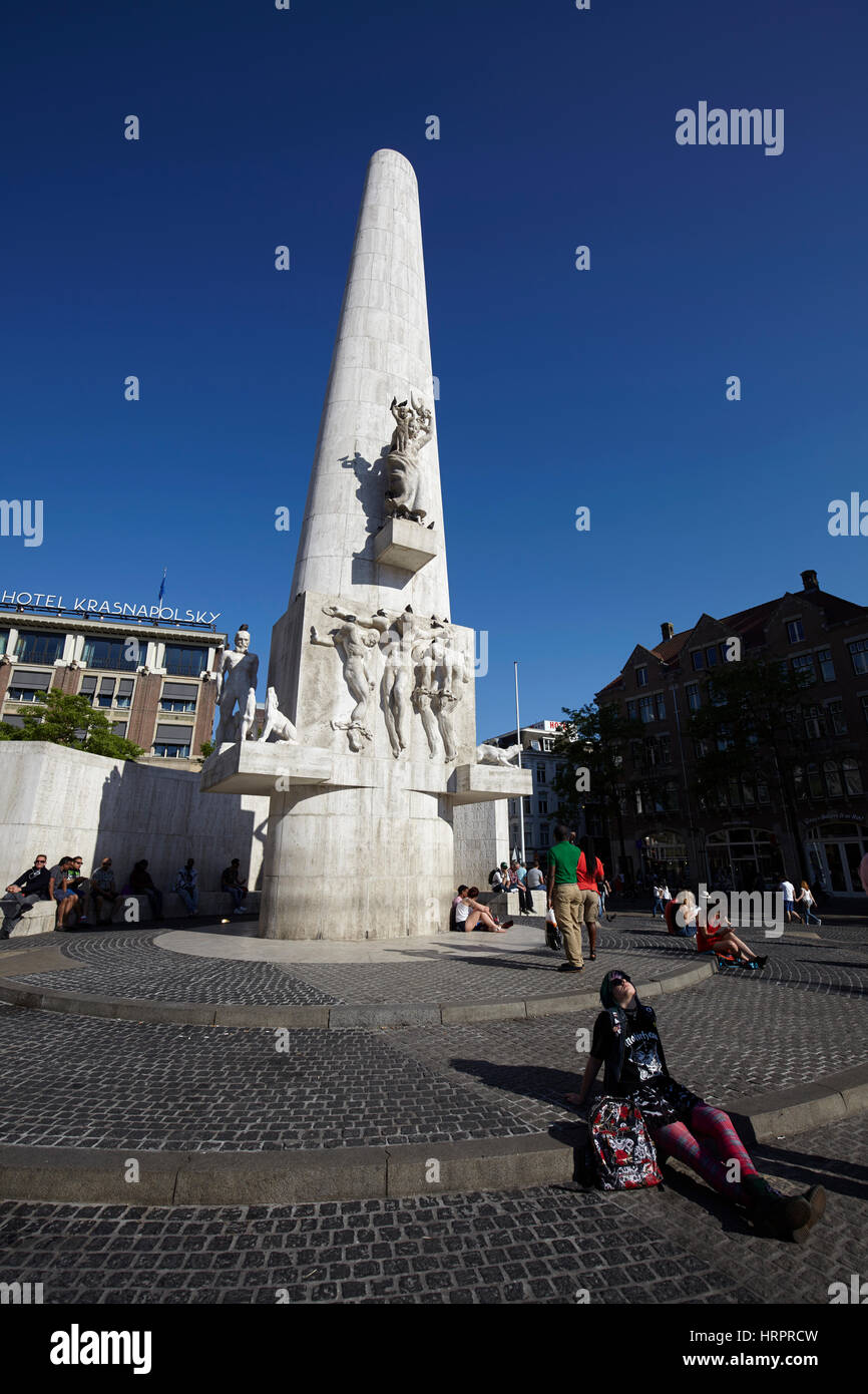 The National Monument on Dam Square, Amsterdam, Netherlands Stock Photo ...