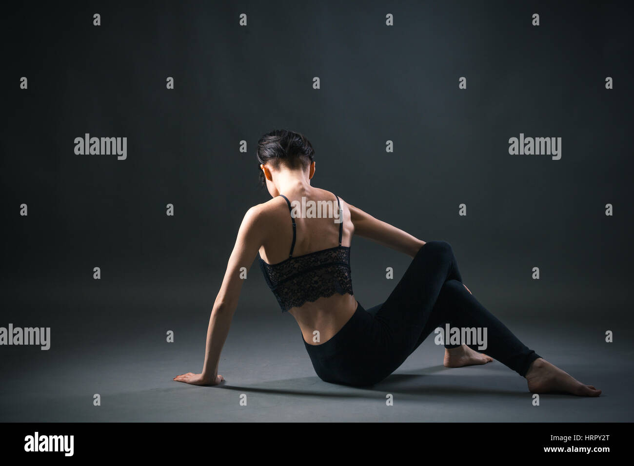 Dancer woman hi-res stock photography and images - Alamy