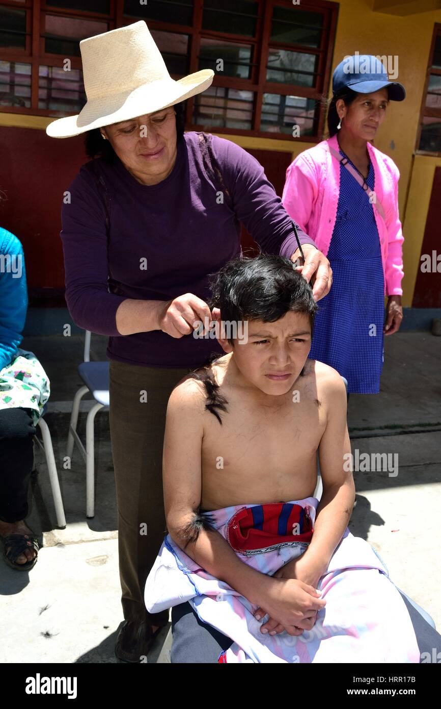Cachimbo .- Cutting Hair - High school anniversary in SAPALACHE " Las ...