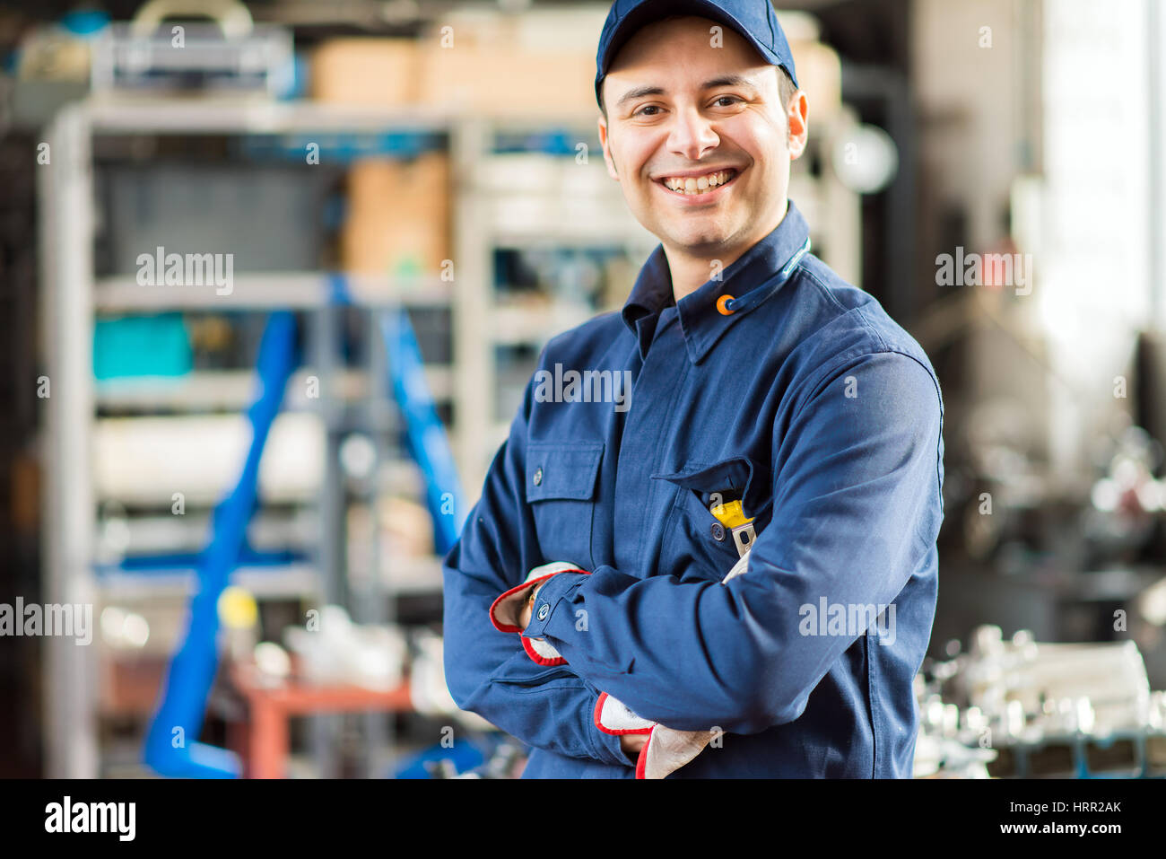 Smiling mechanic hi-res stock photography and images - Alamy
