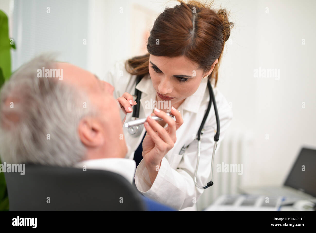 Inflamed tonsils hi-res stock photography and images - Alamy