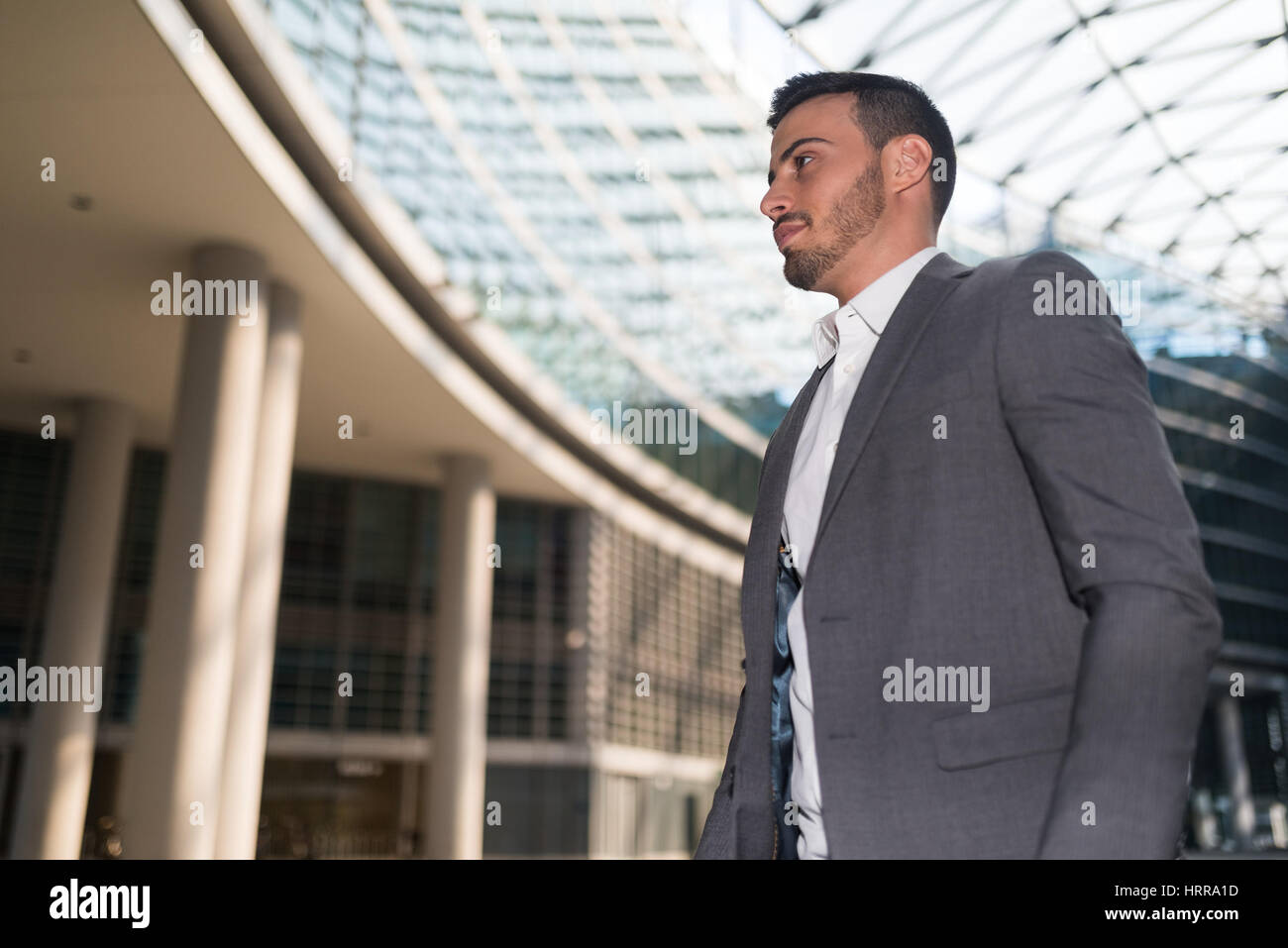 Modern business environment hi-res stock photography and images - Alamy