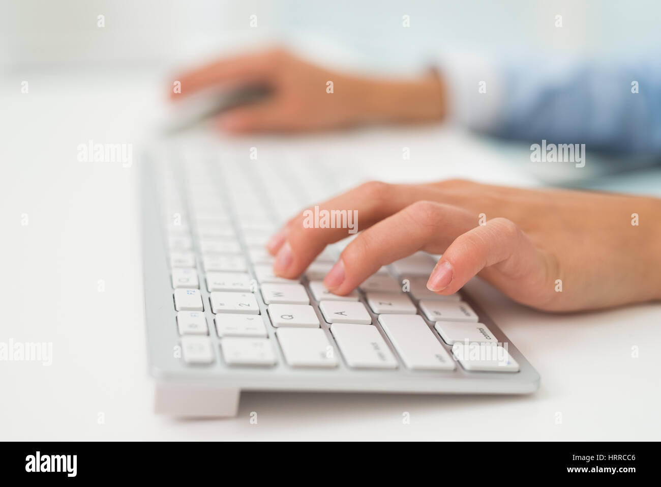 Person using a computer hi-res stock photography and images - Alamy