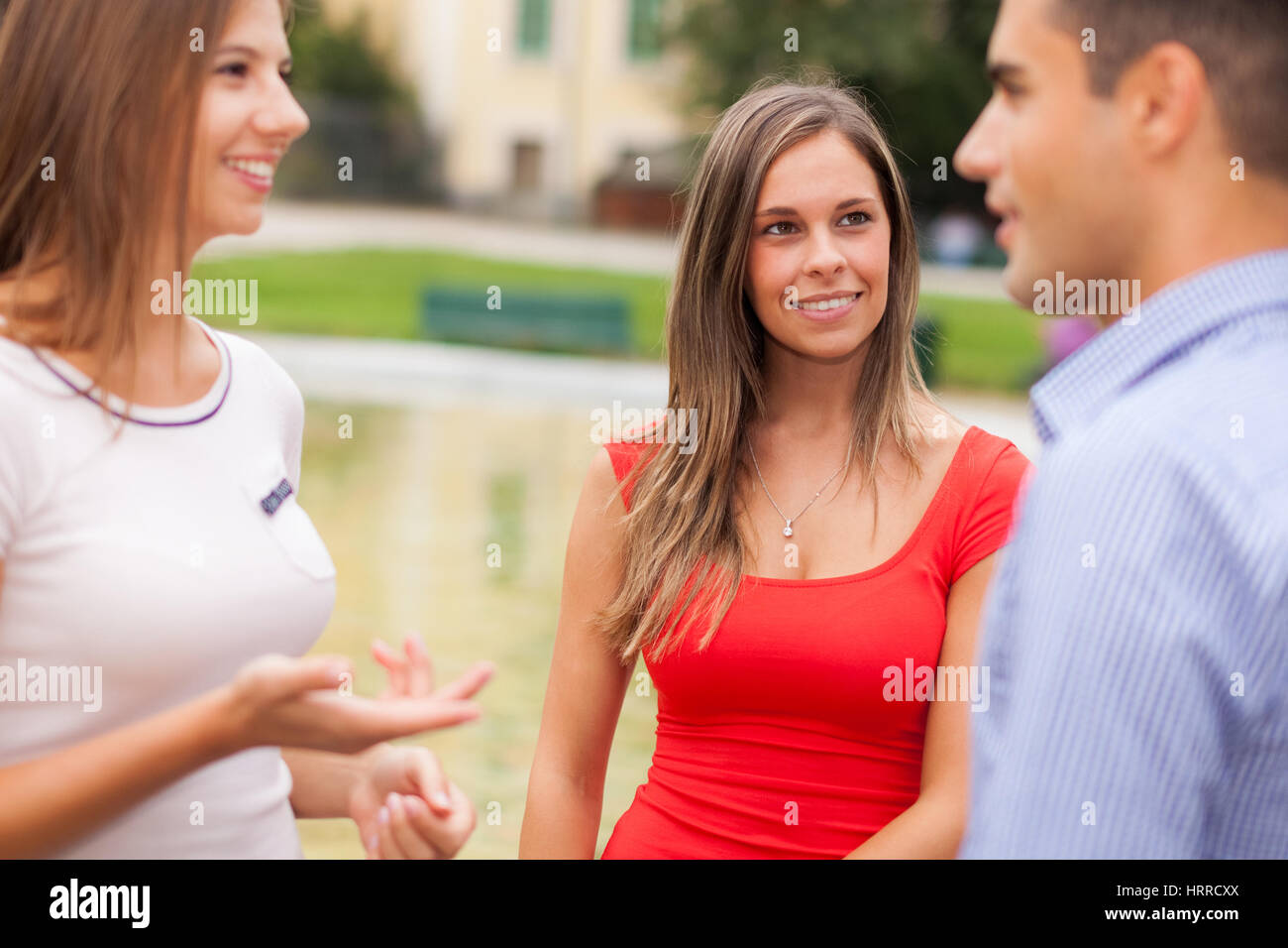 Group students talking other hi-res stock photography and images - Alamy