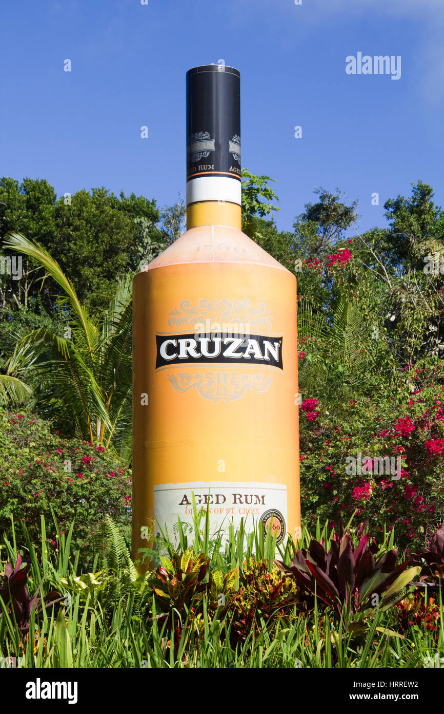 Caribbean rum bottle hi-res stock photography and images - Alamy