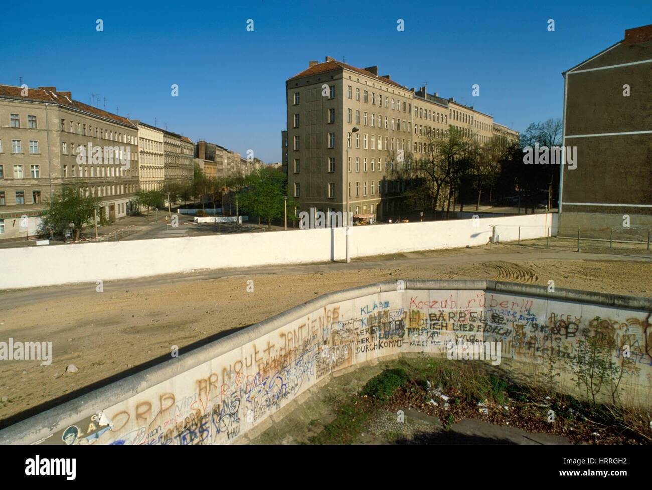 The Berlin Wall in 1986 Stock Photo - Alamy