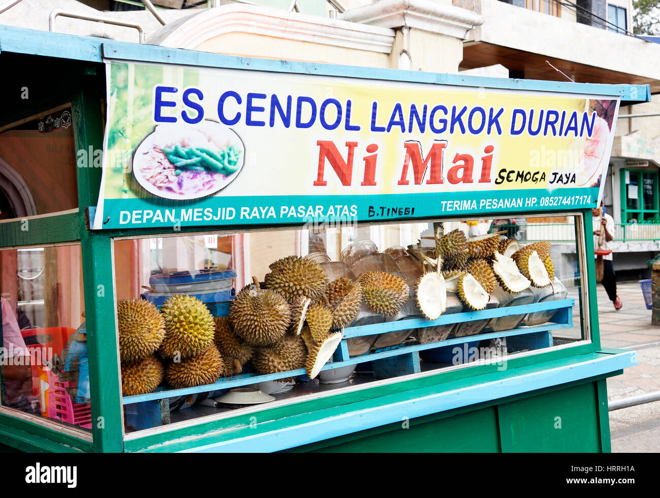 Fruit booth hi-res stock photography and images - Alamy