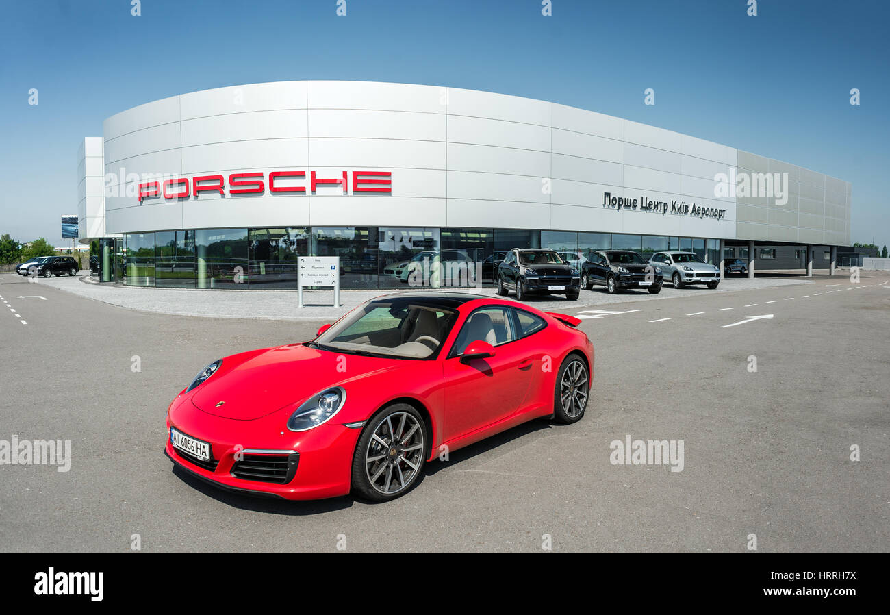 Back view red porsche 911 hi-res stock photography and images - Alamy