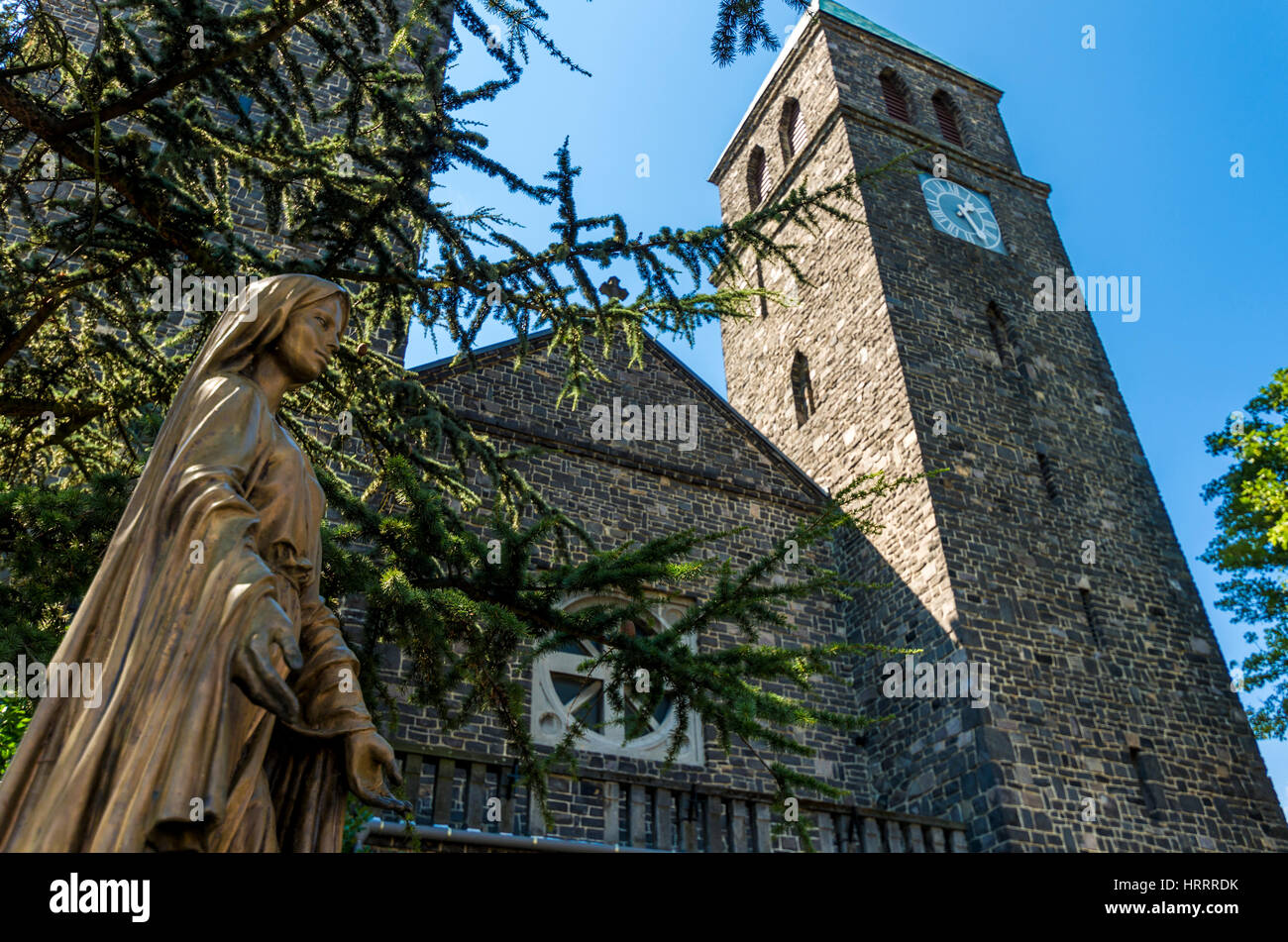 Basalt facade hi-res stock photography and images - Alamy