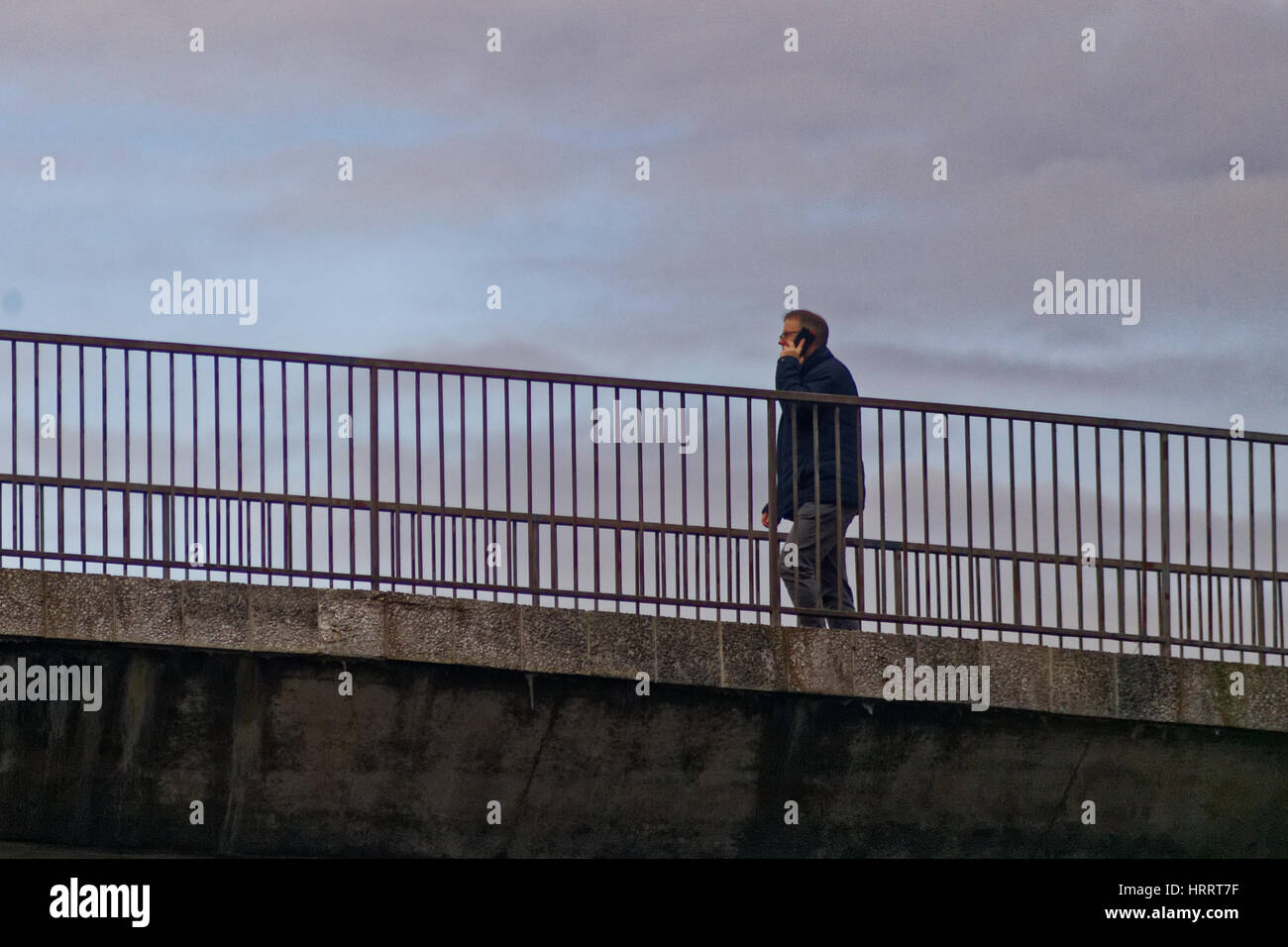 cityscape individual alone walking Stock Photo - Alamy