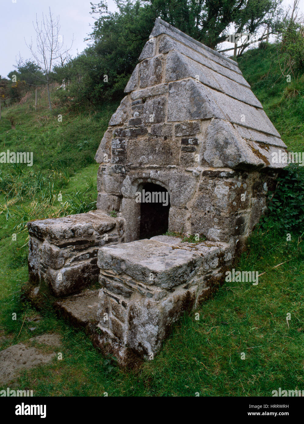 Holy well st clether cornwall hi-res stock photography and images - Alamy