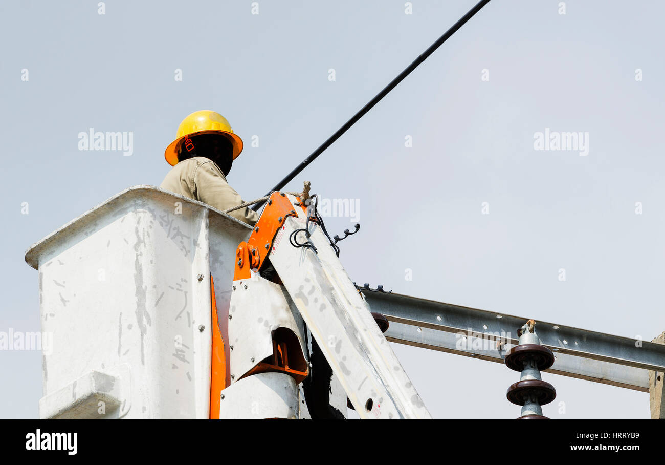 Utility line technician hi-res stock photography and images - Alamy