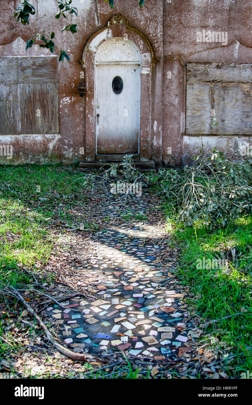 Colorful stone pathway leading to old building and door Stock Photo - Alamy