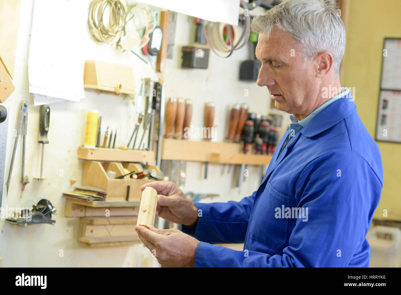 Craftsman diy hi-res stock photography and images - Alamy