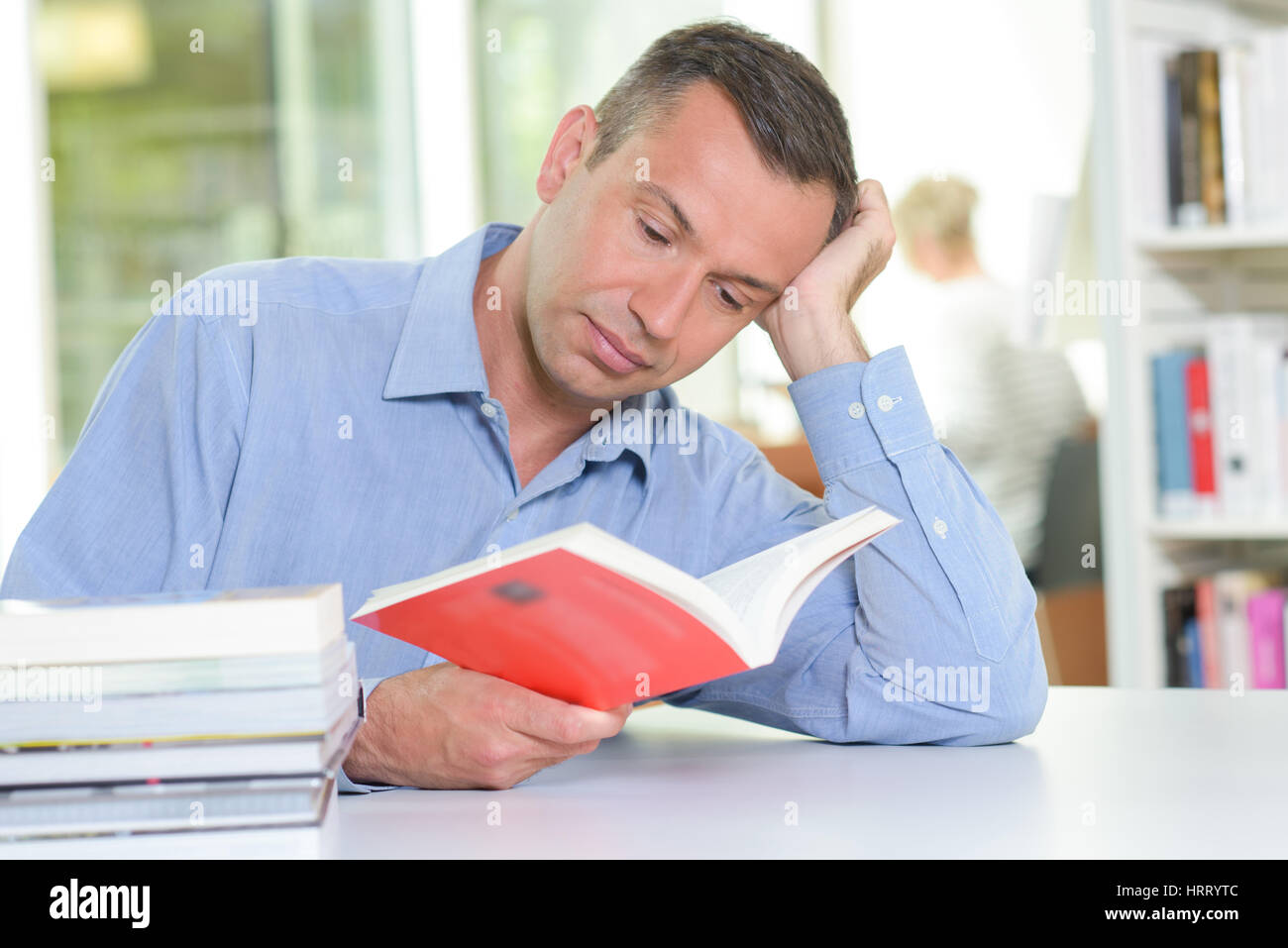 Man head hands reading hi-res stock photography and images - Alamy