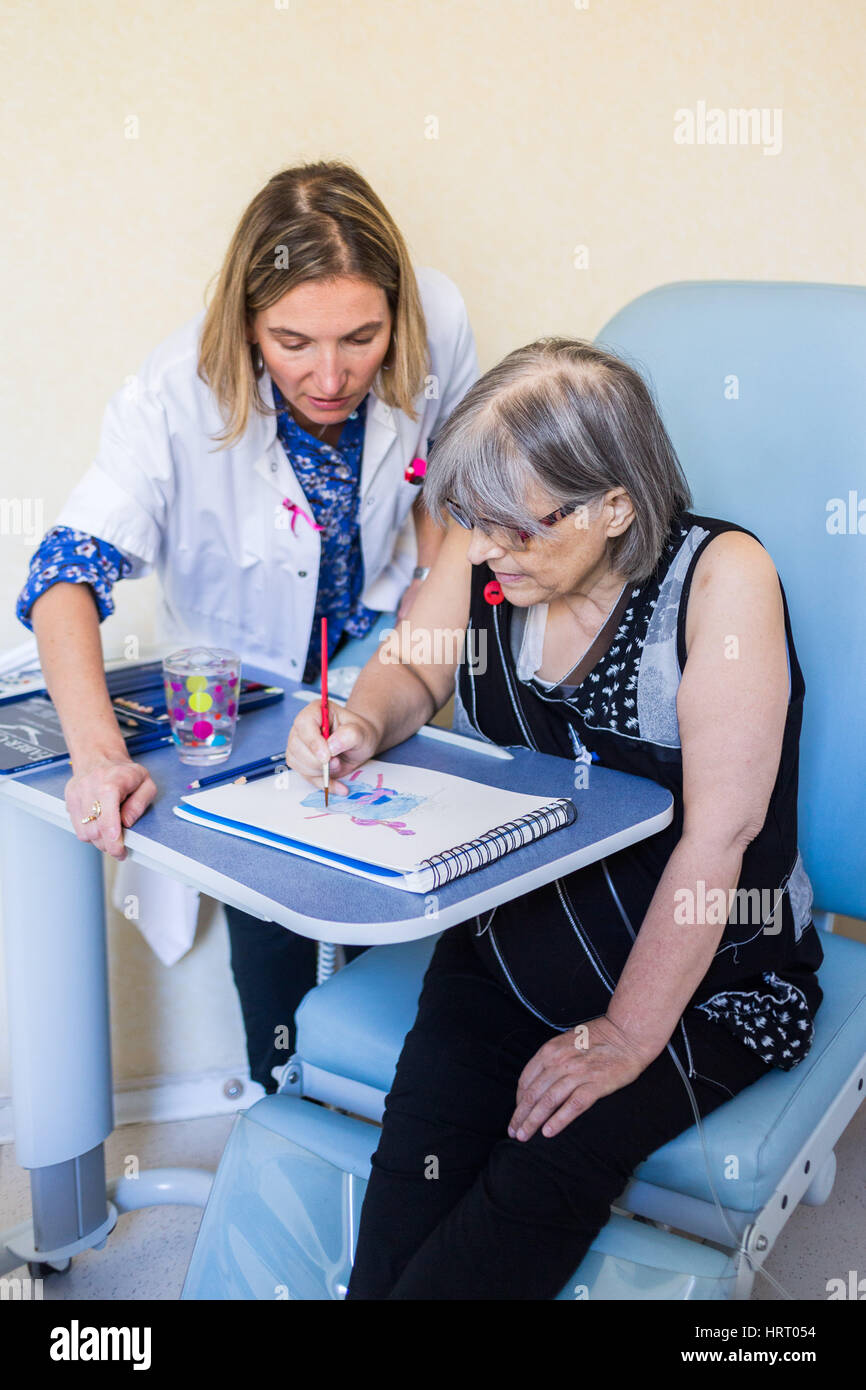People receiving cancer treatment hi-res stock photography and images ...
