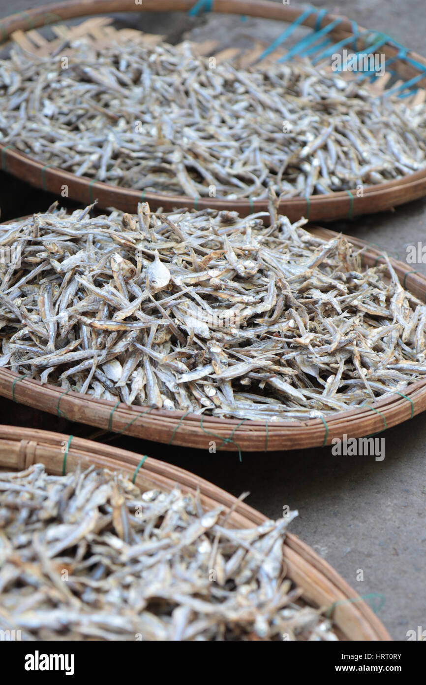 Small dried fish hi-res stock photography and images - Alamy