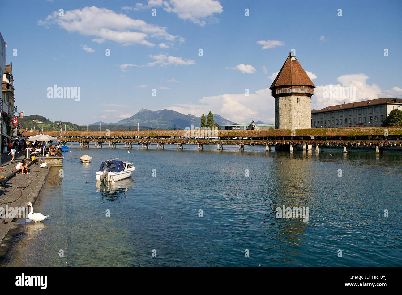 The Kapellbrücke (literally, Chapel Bridge) in Lucerne, Switzerland ...