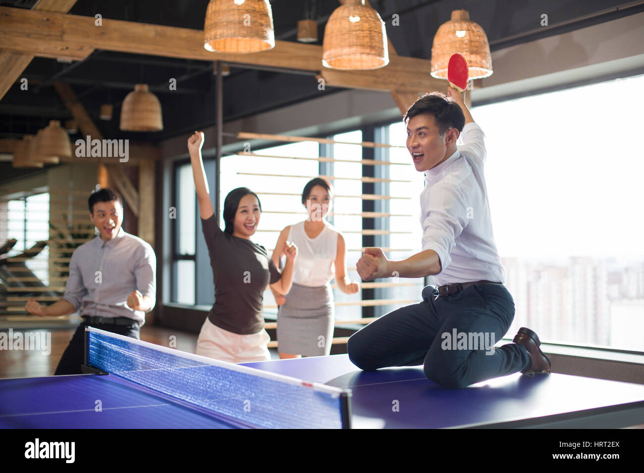 Chinese people playing ping pong hi-res stock photography and images ...