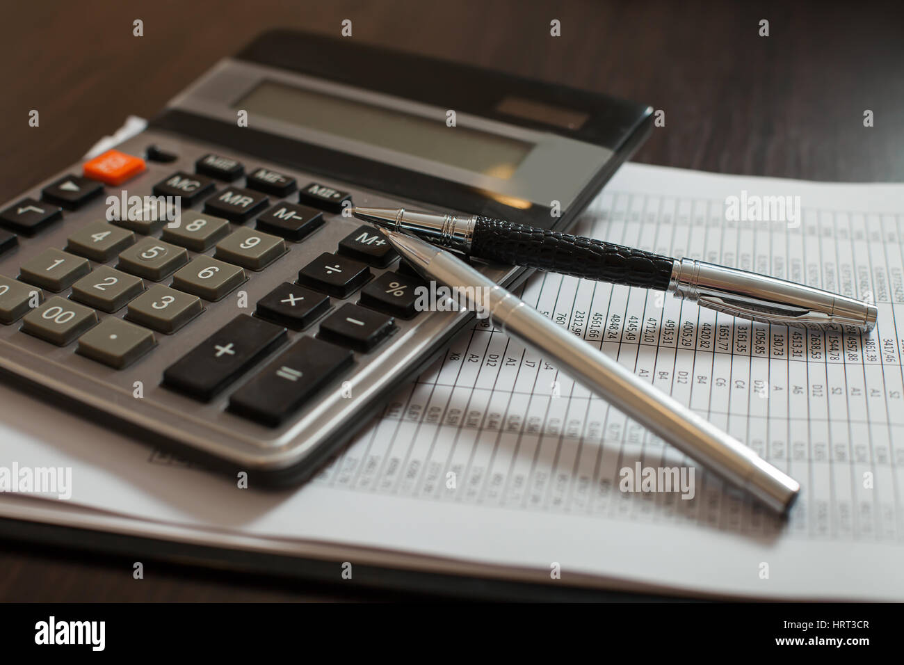 Accounting documents hi-res stock photography and images - Alamy