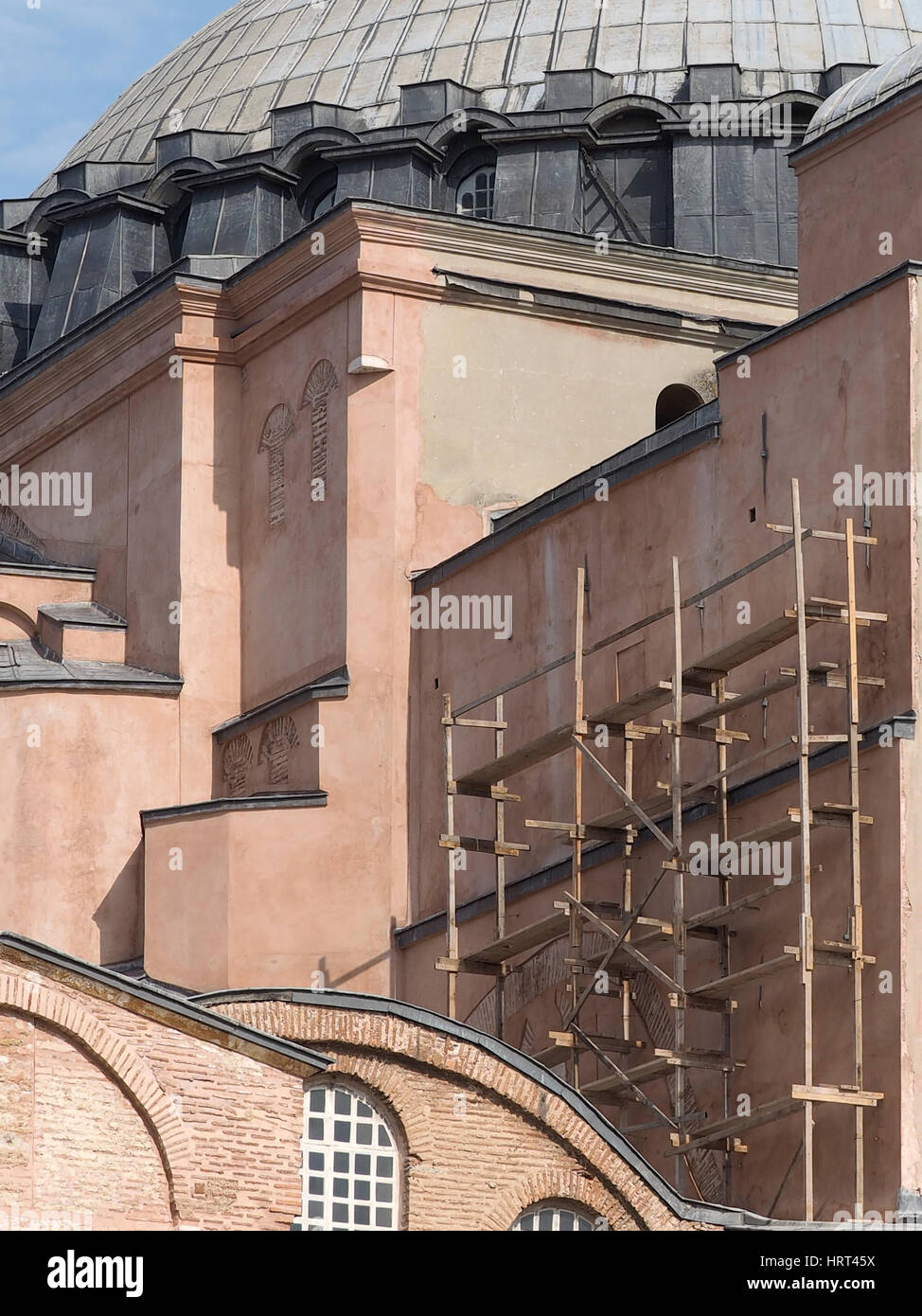 Scaffolding and support base hi-res stock photography and images - Alamy