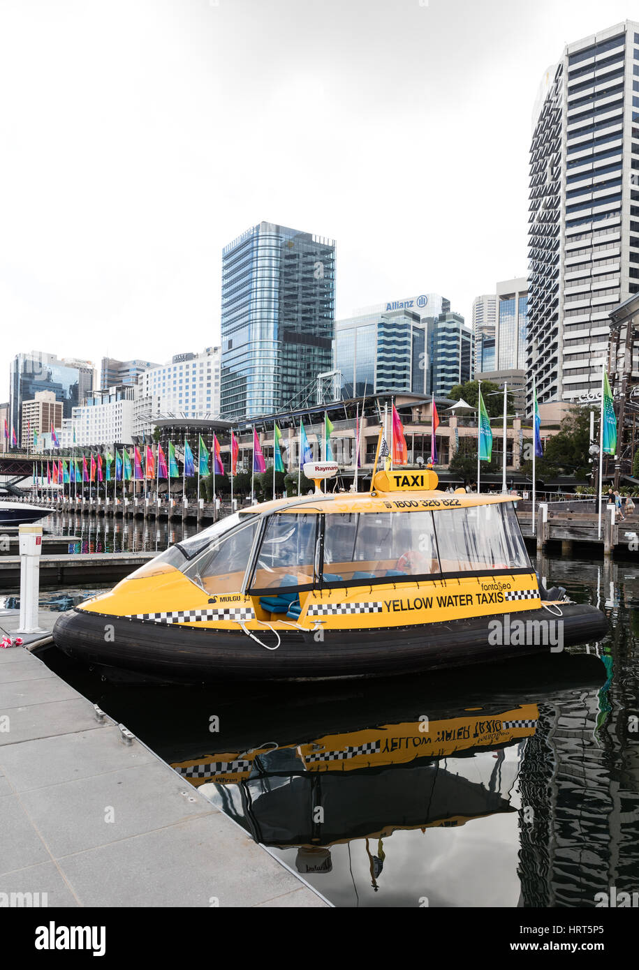 Water taxi in harbour hi-res stock photography and images - Alamy