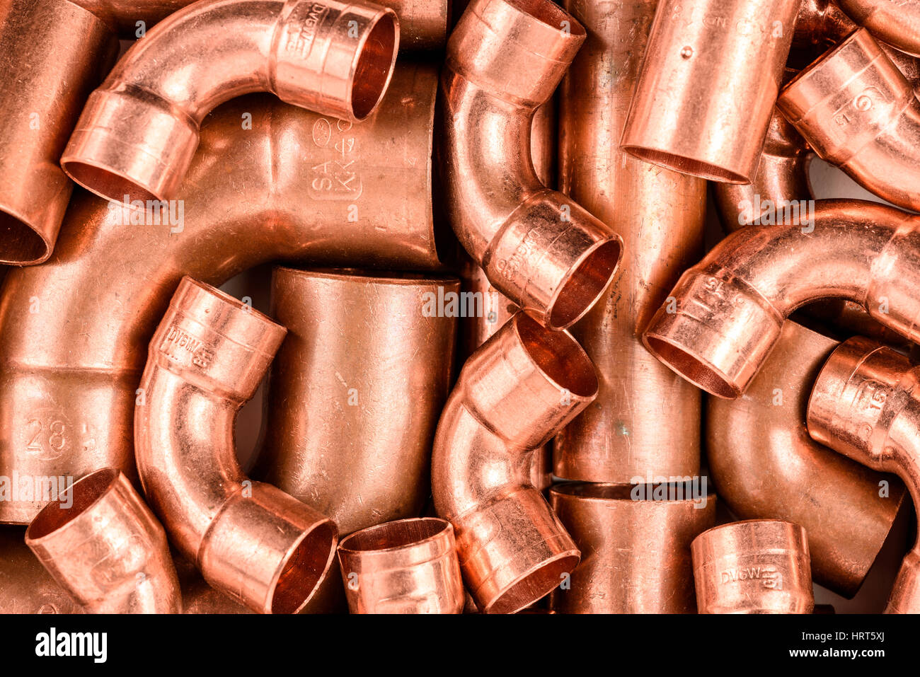 Copper pipe hi-res stock photography and images - Alamy