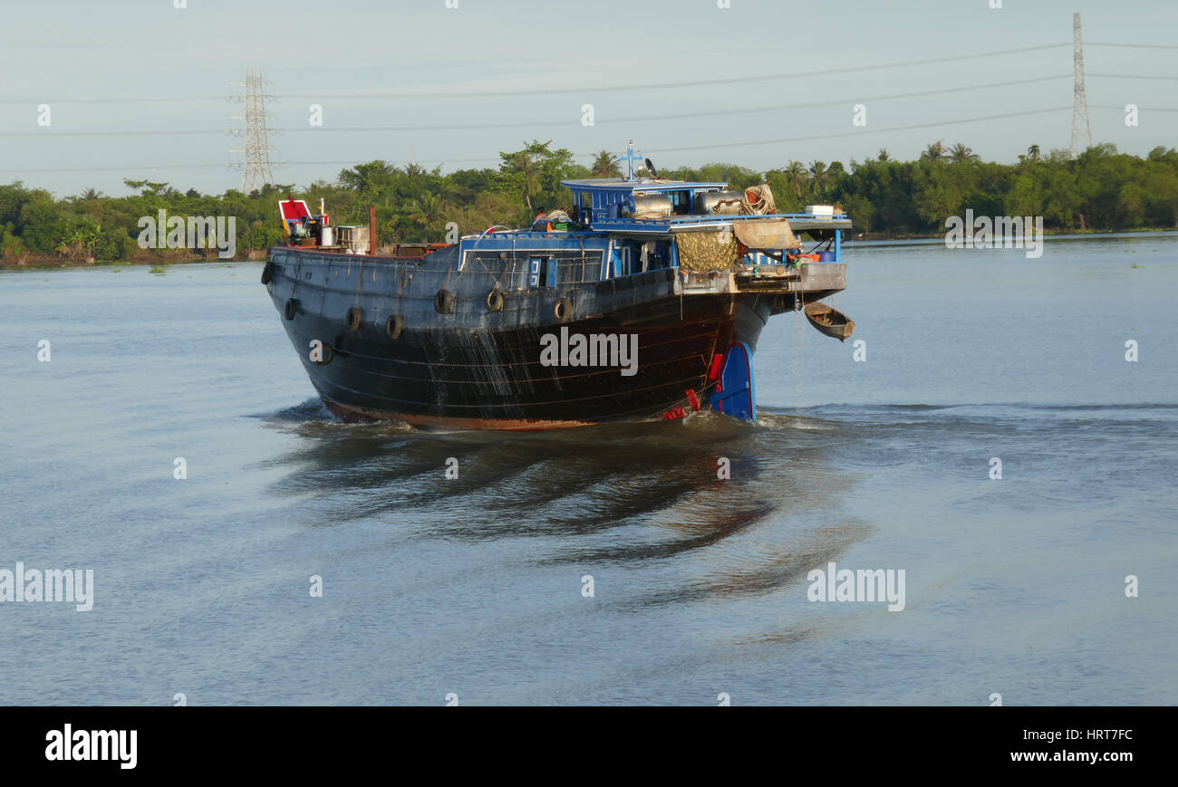 Goods carrying boat hi-res stock photography and images - Alamy