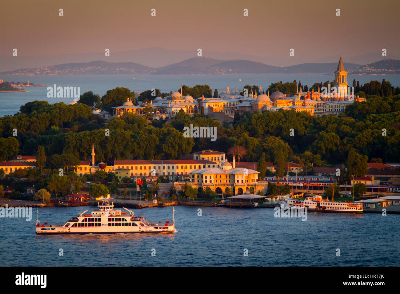 Bosphorus topkapi palace hi-res stock photography and images - Alamy
