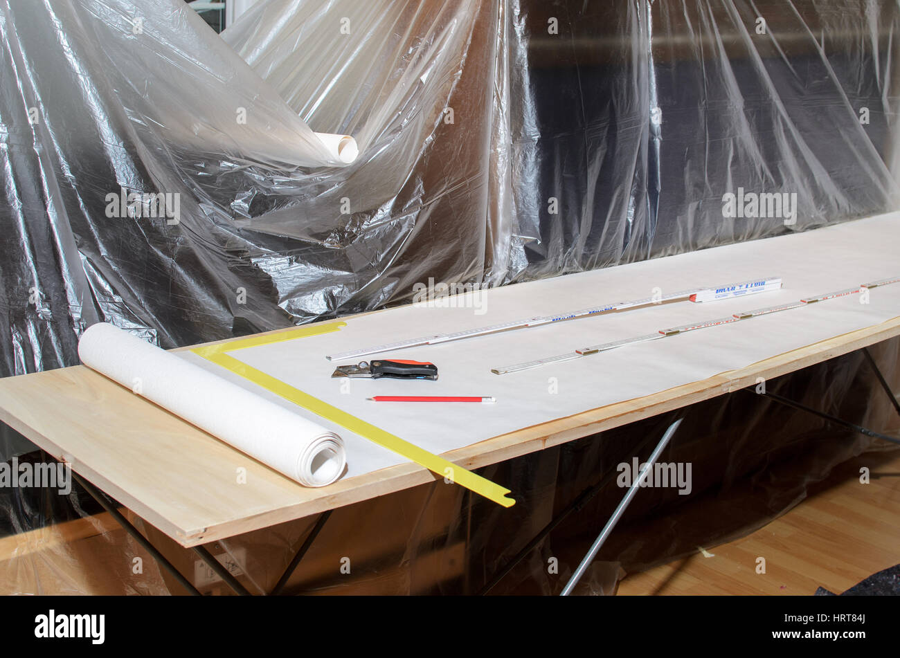 Measure wallpaper hi-res stock photography and images - Alamy