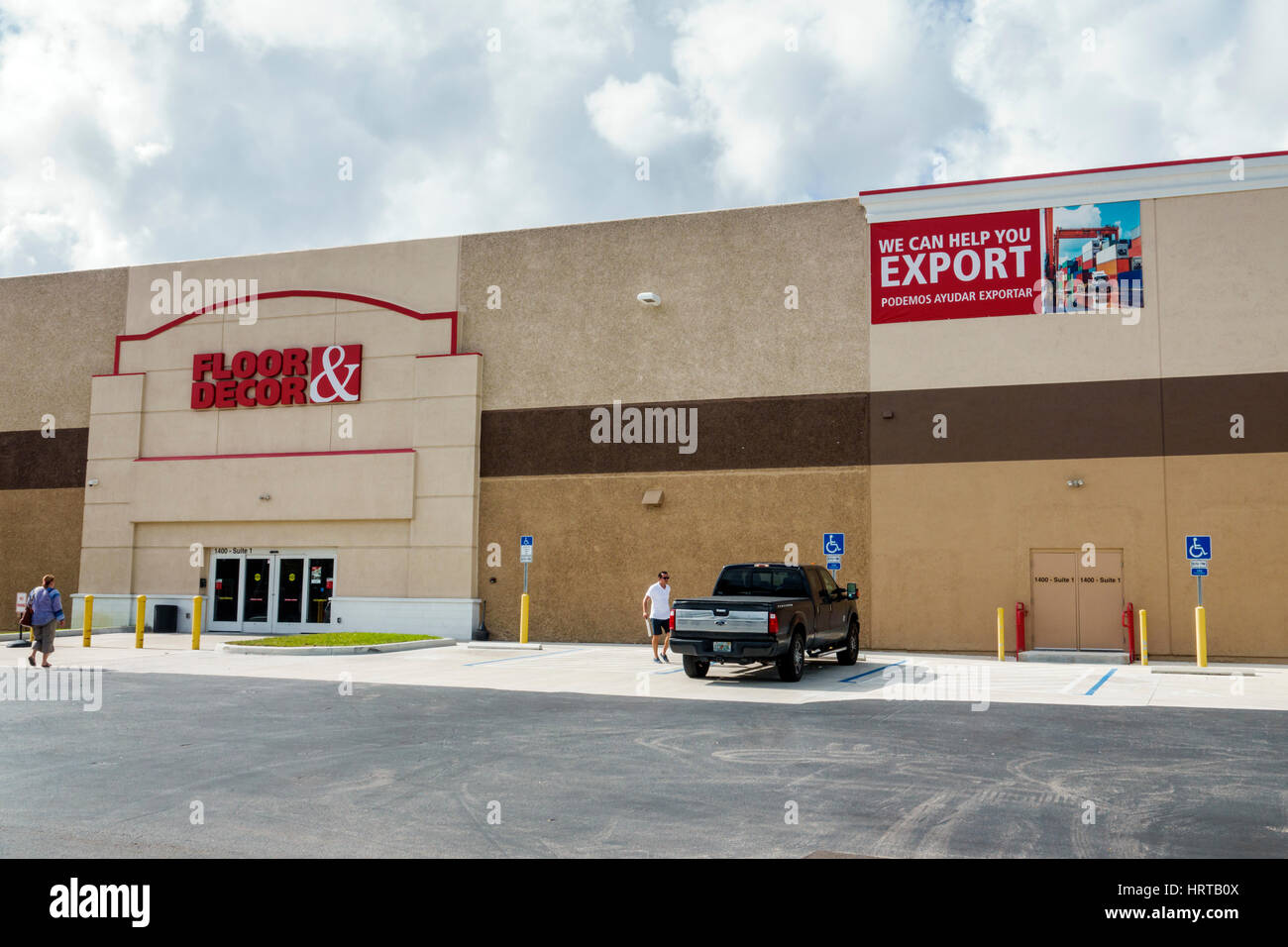 Tile flooring hi-res stock photography and images - Alamy