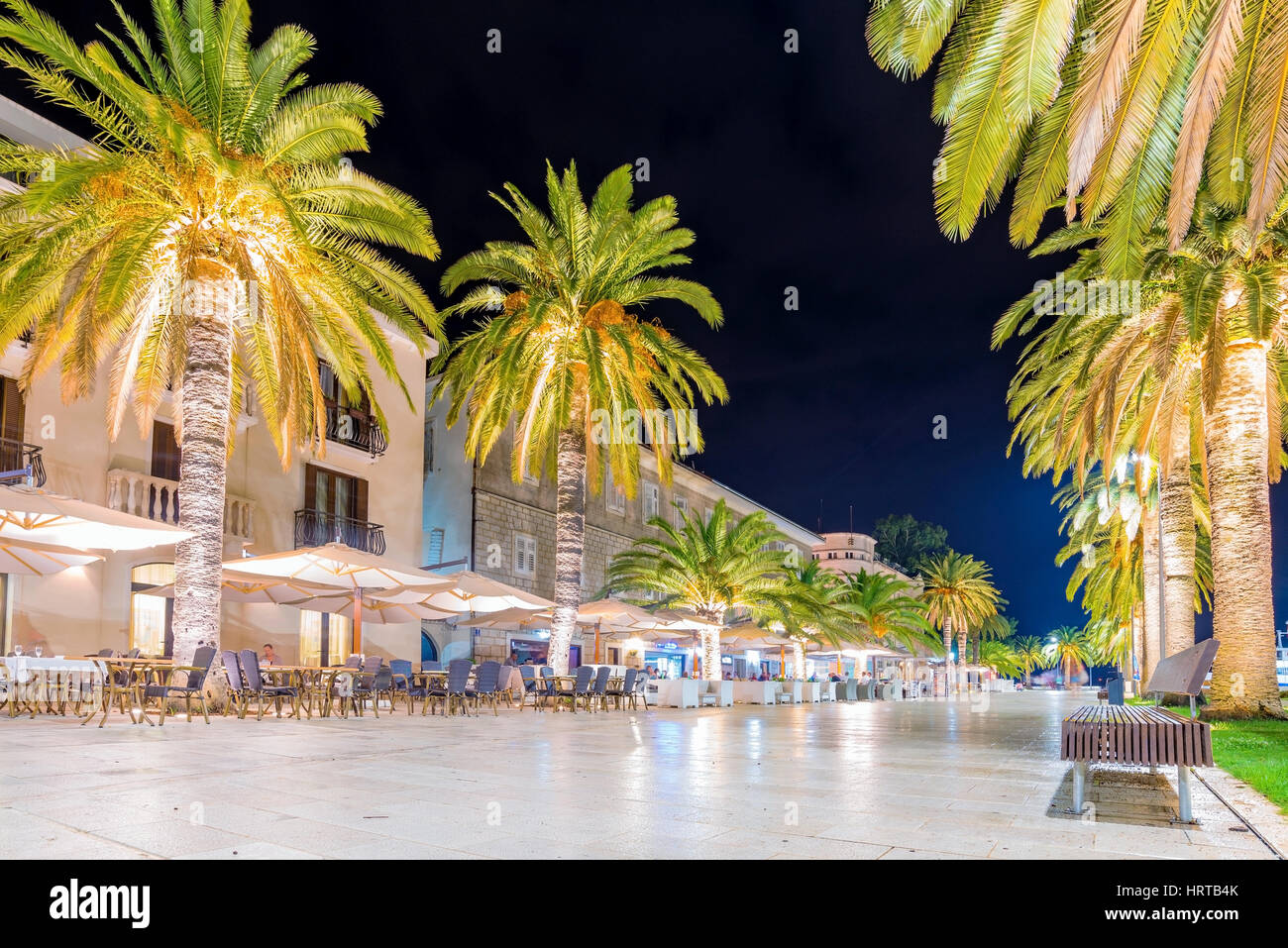Beautiful buildings and trees hi-res stock photography and images - Alamy