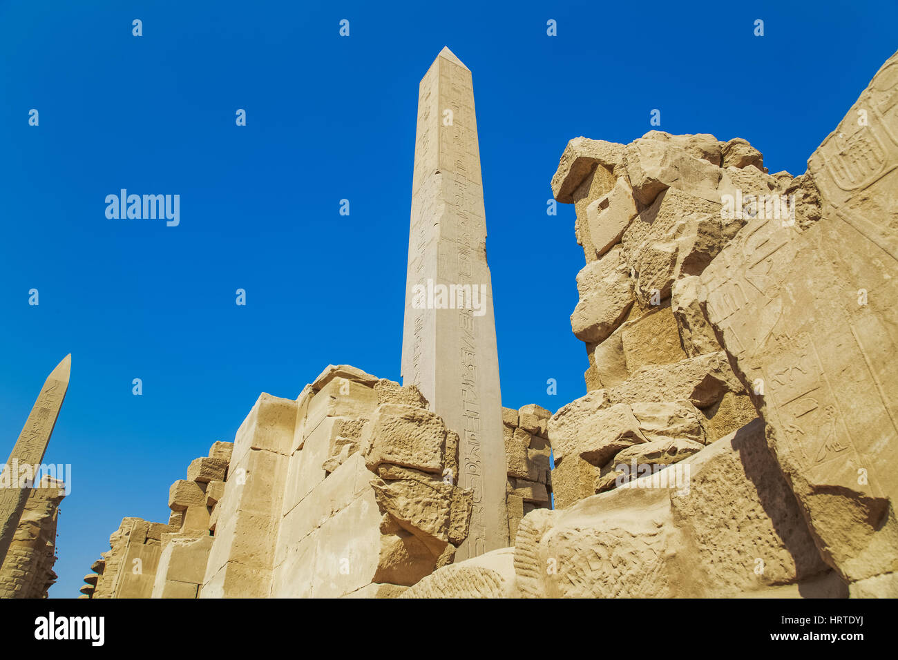 Karnak temple drawing hi-res stock photography and images - Alamy