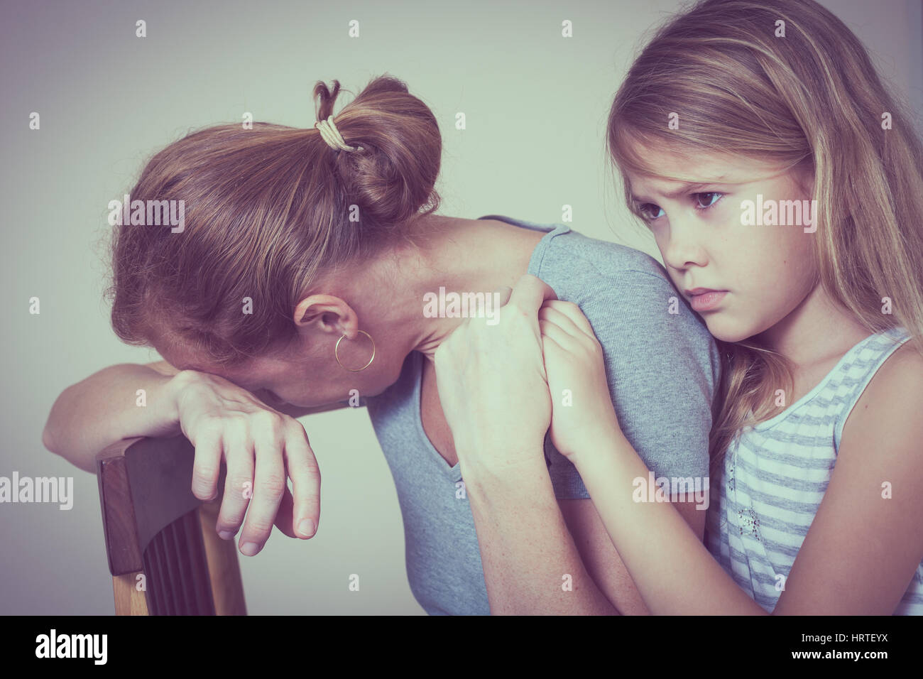 Mother sad hi-res stock photography and images - Alamy