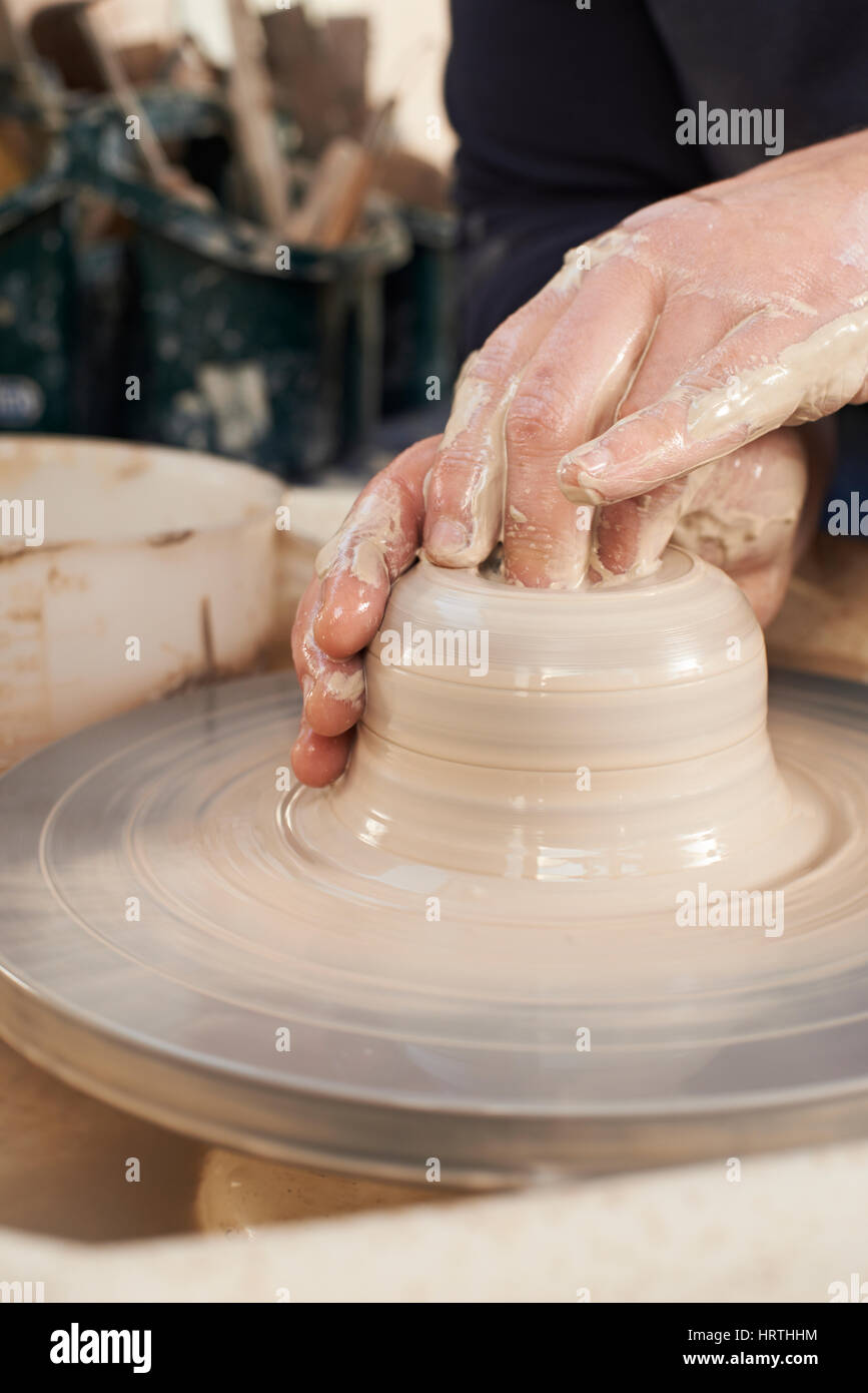 Hand moulding clay hi-res stock photography and images - Alamy
