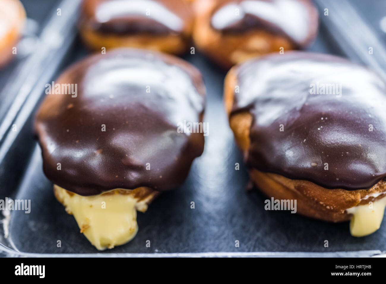 Chocolate oozing out hi-res stock photography and images - Alamy