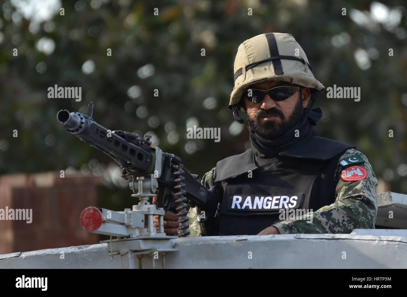 Lahore, Pakistan. 03rd Mar, 2017. Pakistani paramilitary soldiers stand ...