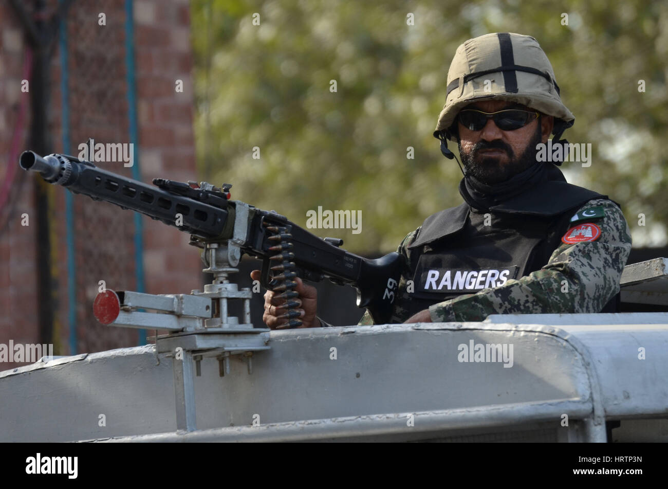 Lahore, Pakistan. 03rd Mar, 2017. Pakistani paramilitary soldiers stand ...