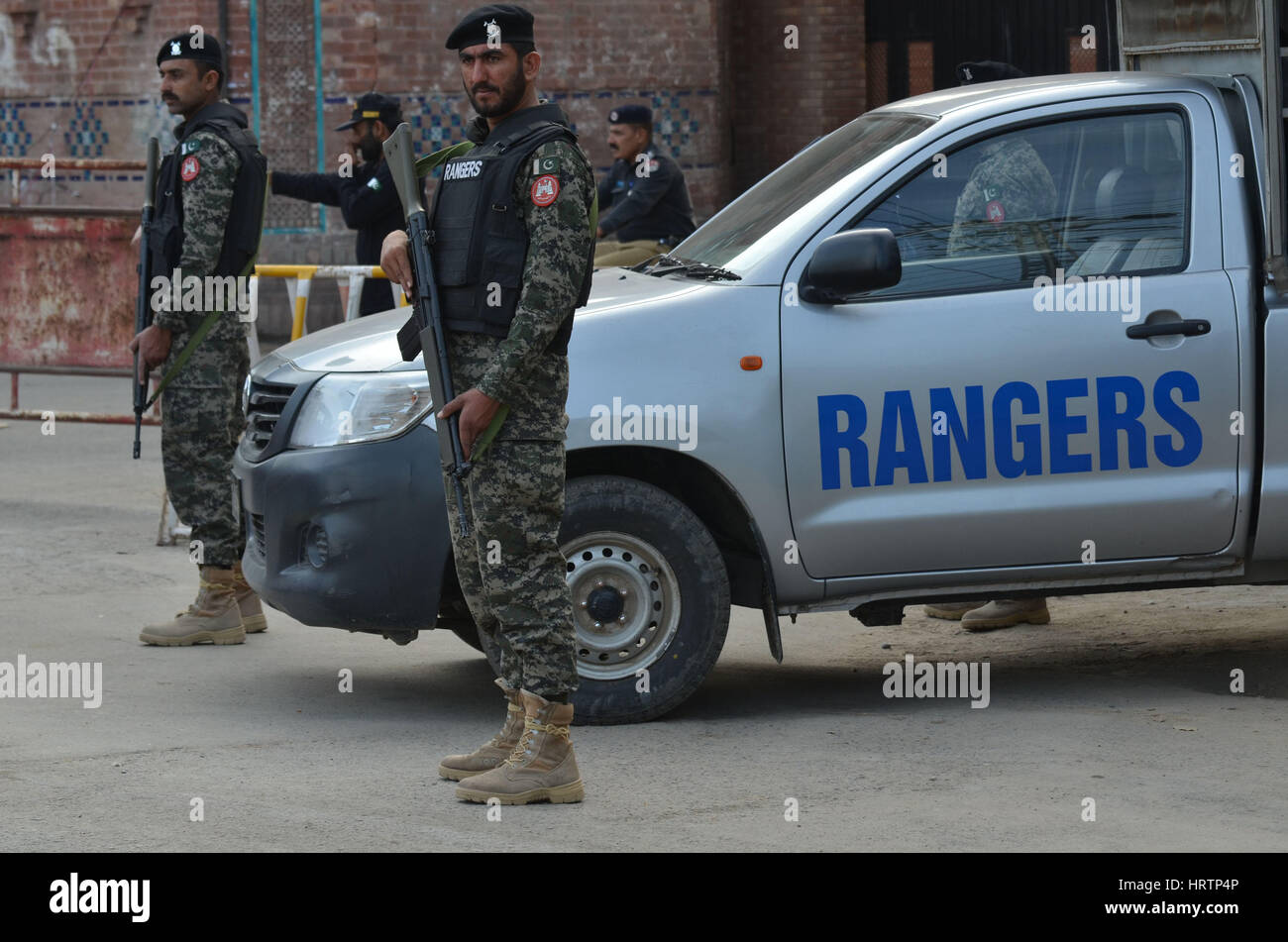 Lahore, Pakistan. 03rd Mar, 2017. Pakistani paramilitary soldiers stand ...