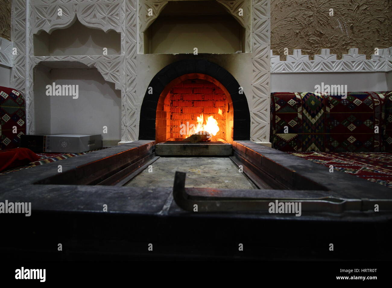 Arabic guest room hi-res stock photography and images - Alamy