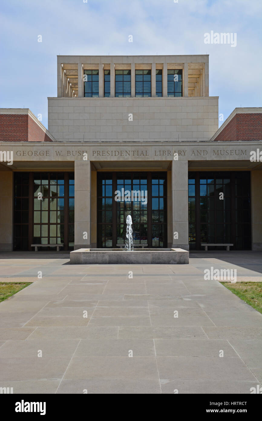 The entrance to the George W Bush Presidential Library and Museum on ...
