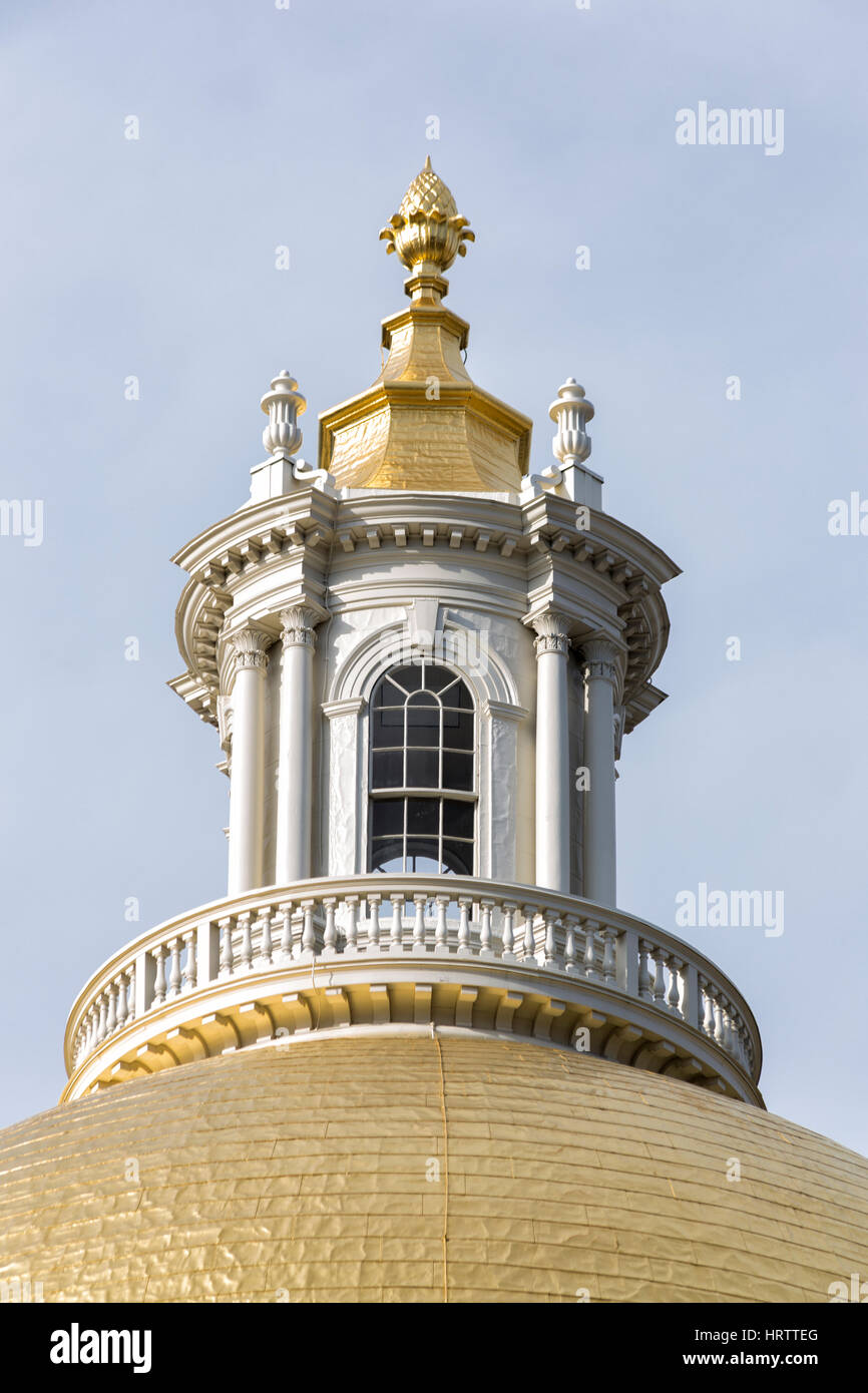 Massachusetts state house dome hi-res stock photography and images - Alamy