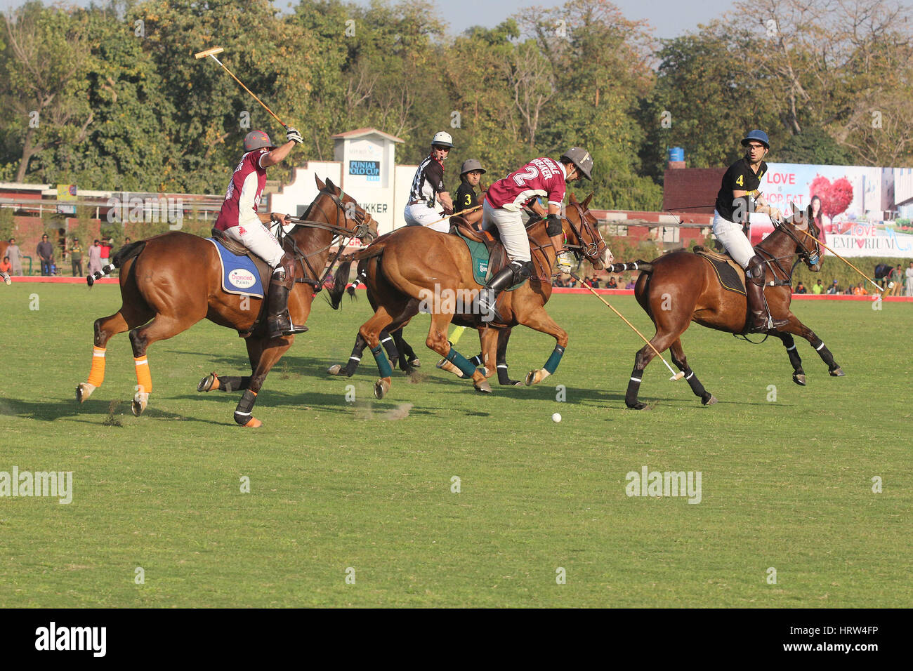 Black polo players hi-res stock photography and images - Alamy