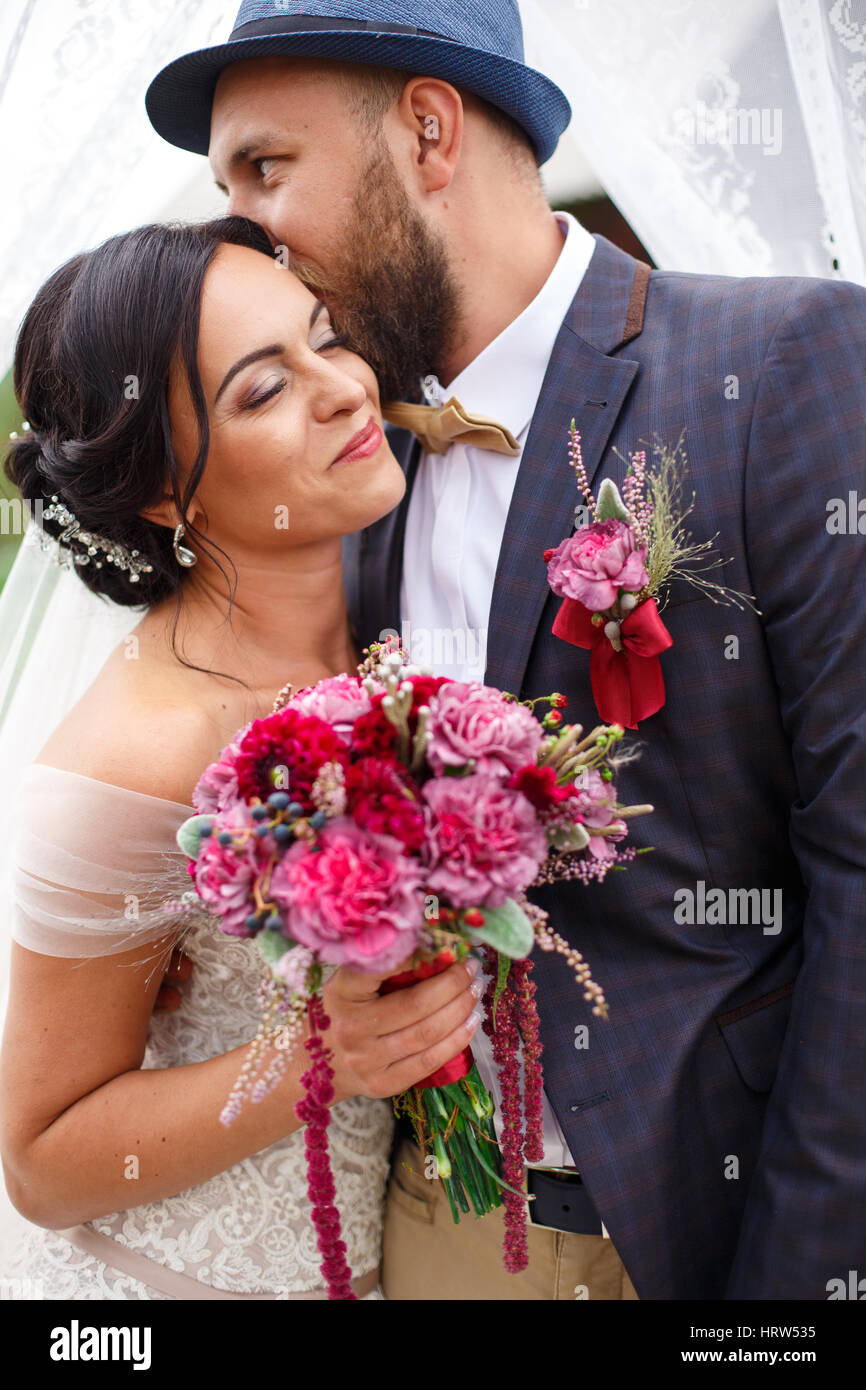 Married happy hi-res stock photography and images - Alamy